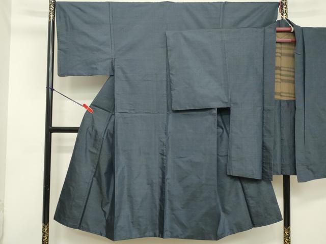 ■■■　サイズ　■■■ 【着物】 身丈 140cm（肩から） 裄丈 66.5cm 袖丈 47cm　縫込み 5cm 袖幅 34cm 前幅 27cm 後幅 30cm 着物縫いこみ 内揚げ 7.5cm 裄 お袖側 約1.5cm　身頃側 約2cm ...