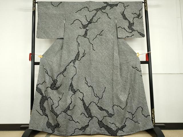 ■■■　サイズ　■■■ 身丈 161cm（肩から） 裄丈 66cm 袖丈 49cm　縫込み 3cm 袖幅 33.5cm 前幅 28cm 後幅 30.5cm 着物縫いこみ 内揚げ 6cm 裄 お袖側 約1cm　身頃側 約2.5cm ■■■　商...