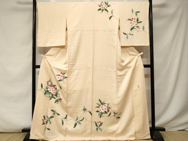 ■■■　サイズ　■■■ 身丈 168cm（肩から） 裄丈 68cm 袖丈 54cm　縫込み 4cm 袖幅 35cm 前幅 24cm 後幅 30cm 着物縫いこみ 内揚げ 0cm 裄 お袖側 約1cm　身頃側 約0cm ■■■　商品詳細　■■...
