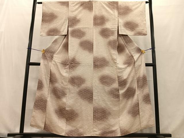 ■■■　サイズ　■■■ 身丈 155cm（肩から） 裄丈 63cm 袖丈 45cm　縫込み 3cm 袖幅 32cm 前幅 23cm 後幅 29cm 着物縫いこみ 内揚げ 0cm 裄 お袖側 約3cm　身頃側 約5cm ■■■　商品詳細　■■...