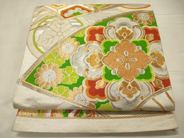 ■■■　サイズ　■■■ 長さ 418cm 幅 30cm程 ■■■　商品詳細　■■■ 【芯なし・正絹】 詳細に関しましては、画像をご確認ください。 大変上質な逸品になります。 お安く出品致しますので、是非この機会にいかがでしょうか？ ※汚れ等...