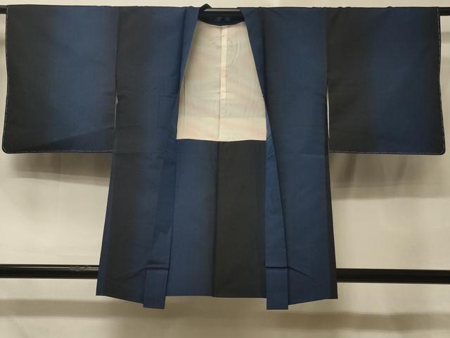 ■■■　サイズ　■■■ 身丈 83cm（肩から） 裄丈 63cm 袖丈 44cm　縫込み 6cm 袖幅 32.5cm 前幅 16.5cm 後幅 28.5cm 裄 お袖側 約3.5cm　身頃側 約3.5cm ■■■　商品詳細　■■■ 【正絹・...