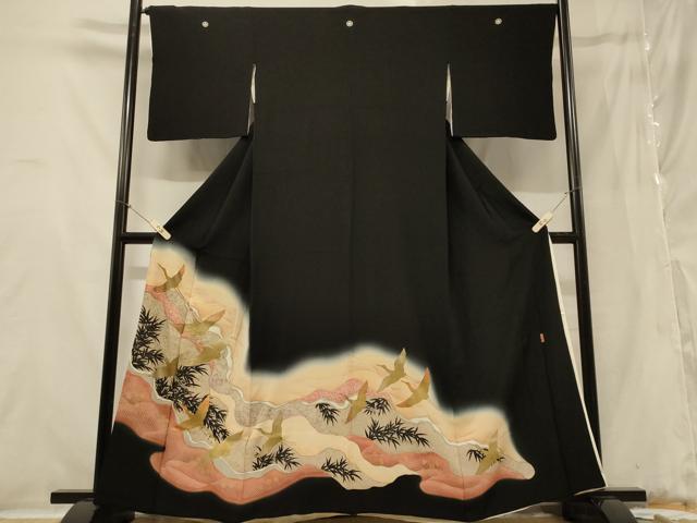 ■■■　サイズ　■■■ 身丈 157.5cm（肩から） 裄丈 64.5cm 袖丈 45cm　縫込み 3cm 袖幅 32.5cm 前幅 26.5cm 後幅 33cm 着物縫いこみ 内揚げ 0cm 裄 お袖側 約2.5cm　身頃側 約2cm ■...