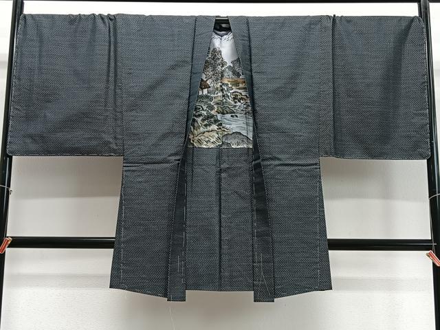 ■■■　サイズ　■■■ 身丈 92cm（肩から） 裄丈 72cm 袖丈 49.5cm　縫込み 2cm 袖幅 37cm 前幅 21cm 後幅 32.5cm 裄 お袖側 約1cm　身頃側 約2cm ■■■　商品詳細　■■■ 【正絹・未使用】 状...