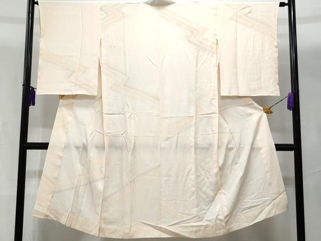 ■■■　サイズ　■■■ 身丈 123cm（肩から） 裄丈 63.5cm 袖丈 52cm　縫込み 6cm 袖幅 32cm 前幅 29.5cm 後幅 30.5cm 着物縫いこみ 内揚げ 0cm 裄 お袖側 約1cm　身頃側 約2.5cm ■■■...