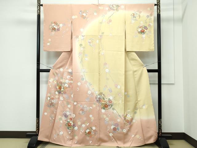 ■■■　サイズ　■■■ 身丈 164cm（肩から） 裄丈 64.5cm 袖丈 56cm　 縫込み 5cm 袖幅 32.5cm 前幅 24.5cm 後幅 30cm 着物縫いこみ 内揚げ 2cm 裄 お袖側 約 1.5cm　身頃側 約 2cm ...