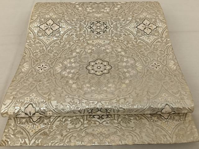 ■■■　サイズ　■■■ 長さ 424cm 幅 31cm程 ■■■　商品詳細　■■■ 【正絹・芯なし】 詳細に関しましては、画像をご確認ください。 大変上質な逸品になります。 お安く出品致しますので、是非この機会にいかがでしょうか？ ■■■　...