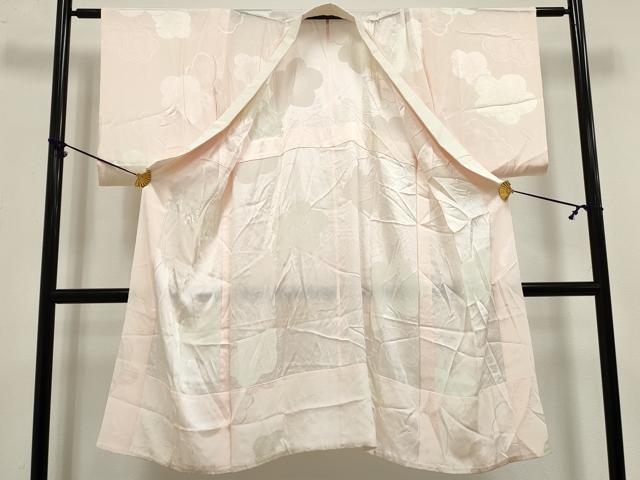 ■■■　サイズ　■■■ 身丈 124cm（肩から） 裄丈 61cm 袖丈 50cm　縫込み 6cm 袖幅 32cm 前幅 26cm 後幅 30.5cm 着物縫いこみ 内揚げ 4cm 裄 お袖側 約2.5cm　身頃側 約3cm ■■■　商品詳...