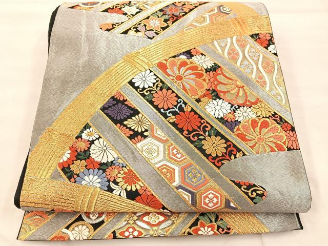 ■■■　サイズ　■■■ 長さ 424cm 幅 31cm程 ■■■　商品詳細　■■■ 【正絹】 詳細に関しましては、画像をご確認ください。 大変上質な逸品になります。 お安く出品致しますので、是非この機会にいかがでしょうか？ ※汚れ等に関しま...