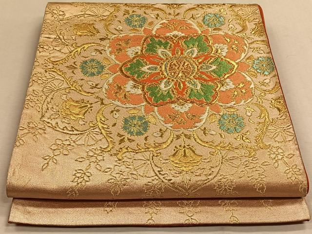 ■■■　サイズ　■■■ 長さ 418cm 幅 30cm程 ■■■　商品詳細　■■■ 【正絹・芯無し】 詳細に関しましては、画像をご確認ください。 大変上質な逸品になります。 お安く出品致しますので、是非この機会にいかがでしょうか？ ■■■　...