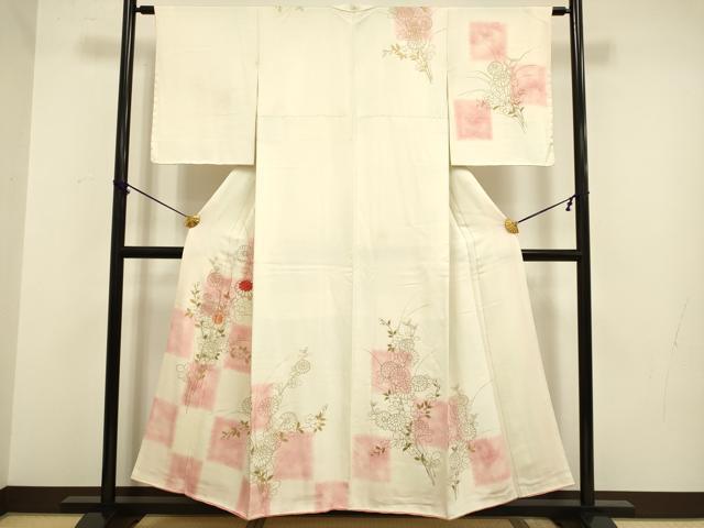 ■■■　サイズ　■■■ 身丈 153cm（肩から） 裄丈 62cm 袖丈 51cm　縫込み 5cm 袖幅 32cm 前幅 24cm 後幅 29.5cm 着物縫いこみ 内揚げ 5cm 裄 お袖側 約3cm　身頃側 約3.5cm ■■■　商品詳...