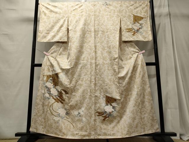 ■■■　サイズ　■■■ 身丈 158cm（肩から） 裄丈 67cm 袖丈 52cm　縫込み 9cm 袖幅 35cm 前幅 24cm 後幅 29.5cm 着物縫いこみ 内揚げ 7.5cm 裄 お袖側 約1cm　身頃側 約2.5cm ■■■　商...