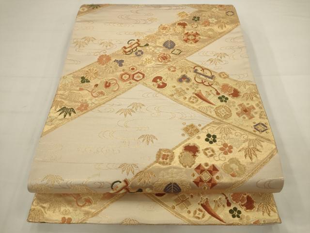 ■■■　サイズ　■■■ 長さ 428cm 幅 30cm程 ■■■　商品詳細　■■■ 【正絹】 詳細に関しましては、画像をご確認ください。 大変上質な逸品になります。 お安く出品致しますので、是非この機会にいかがでしょうか？ ■■■　注意事項...