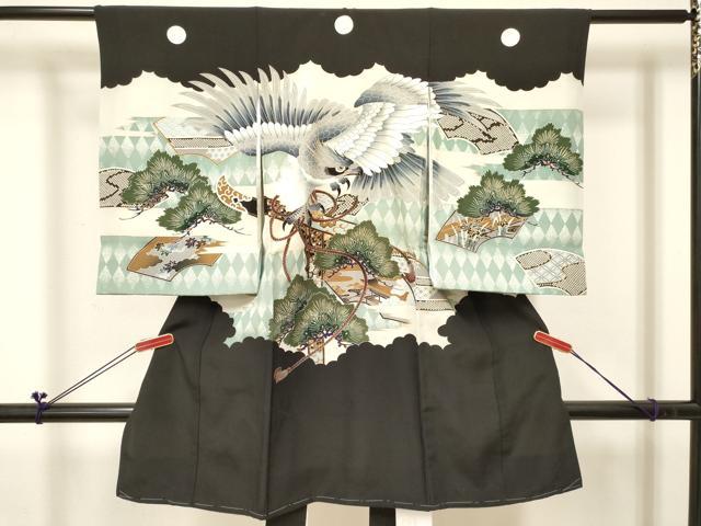 ■■■　サイズ　■■■ 【着物】 身丈 97.5cm（肩から） 裄丈 46cm 袖丈 56.5cm ■■■　商品詳細　■■■ 産着【表地：正絹・裏地：アセテート・襦袢：化繊・石持五つ紋】 状態は接写画像のように後身頃・裏地に薄い汚れがござい...