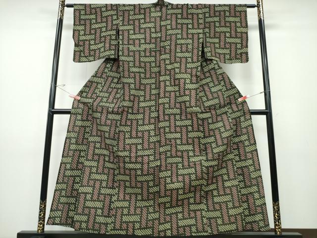 ■■■　サイズ　■■■ 身丈 157cm（肩から） 裄丈 64cm 袖丈 45cm　縫込み 1.5cm 袖幅 33cm 前幅 23cm 後幅 29.5cm 着物縫いこみ 内揚げ 0cm 裄 お袖側 約3cm　身頃側 約2cm ■■■　商品詳...