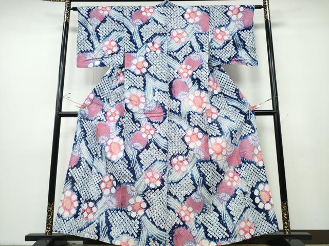 ■■■　サイズ　■■■ 身丈 162cm（肩から） 裄丈 66cm 袖丈 48cm　縫込み 1.5cm 袖幅 34cm 前幅 25.5cm 後幅 30cm 着物縫いこみ 内揚げ 0cm 裄 お袖側 約0cm　身頃側 約0cm ■■■　商品詳...