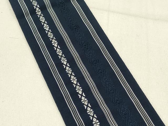 ■■■　サイズ　■■■ 長さ 406cm 幅 9.5cm程 ■■■　商品詳細　■■■ 【正絹】 詳細に関しましては、画像をご確認ください。 本場筑前博多織は、 福岡県福岡市博多区やその周辺で生産される絹織物です。 仏具のひとつである独鈷、華...