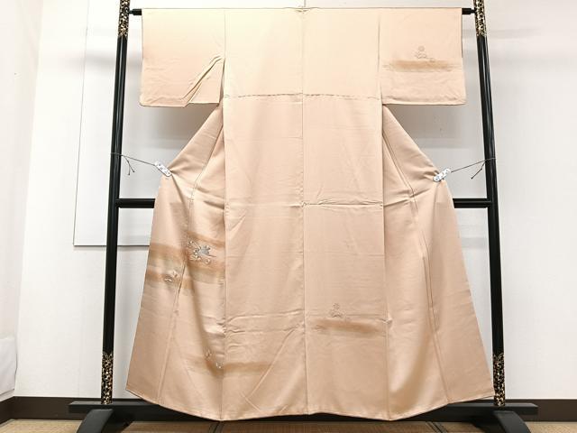 ■■■　サイズ　■■■ 身丈 155.5cm（肩から） 裄丈 62.5cm 袖丈 40cm　縫込み 9cm 袖幅 32cm 前幅 24cm 後幅 30cm 着物縫いこみ 内揚げ 6cm 裄 お袖側 約2cm　身頃側 約3.5cm ■■■　商...