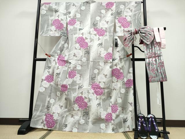 ■■■　サイズ　■■■ 【浴衣】 身丈 165.5cm（肩から） 裄丈 67.5cm 袖丈 48cm　縫込み 1cm 袖幅 34cm 前幅 24.5cm 後幅 30cm 着物縫いこみ 内揚げ 0cm 裄 お袖側 約2cm　身頃側 約1cm ...