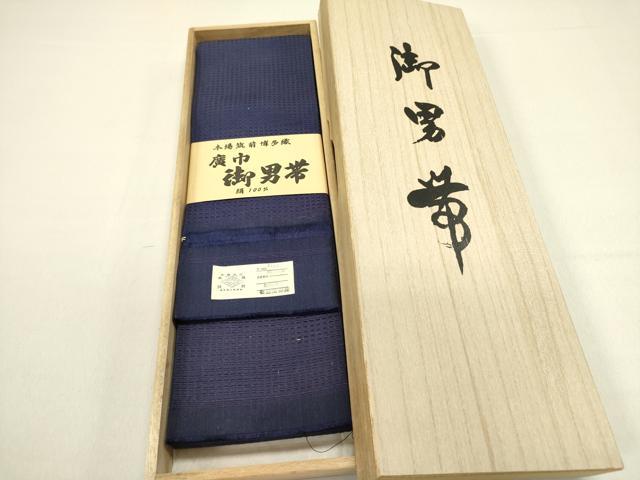 ■■■　サイズ　■■■ 長さ 400cm 幅 10cm程 ■■■　商品詳細　■■■ 【正絹・未使用】 状態は一度も締めておらず 特に目立ったシミ汚れなどもなく大変良い状態です。 本場筑前博多織は、 福岡県福岡市博多区やその周辺で生産される絹...