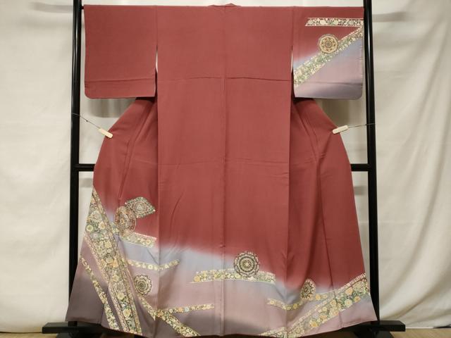 ■■■　サイズ　■■■ 身丈 157cm（肩から） 裄丈 67cm 袖丈 46cm　縫込み 4cm 袖幅 35cm 前幅 26cm 後幅 32cm 着物縫いこみ 内揚げ 5cm 裄 お袖側 約3cm　身頃側 約3cm ■■■　商品詳細　■■...