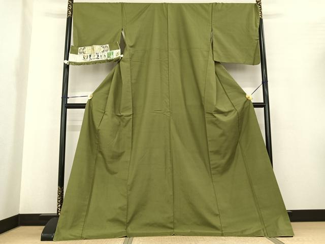 ■■■　サイズ　■■■ 身丈 174cm（肩から） 裄丈 69cm 袖丈 49cm　縫込み 4cm 袖幅 35cm 前幅 27cm 後幅 31cm 着物縫いこみ 内揚げ 1cm 裄 お袖側 約2cm　身頃側 約1cm ■■■　商品詳細　■■...