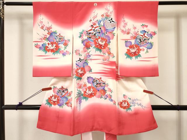 ■■■　サイズ　■■■ 【着物】 身丈 97cm（肩から） 裄丈 46.5cm 袖丈 56cm ■■■　商品詳細　■■■ 産着【着物：正絹・襦袢：化繊・一つ紋】 状態は接写画像のように左袖前に薄い汚れがございますが その他特に目立ったシミ汚...