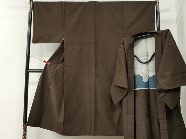 ■■■　サイズ　■■■ 【着物】 身丈 145cm（肩から） 裄丈 68cm 袖丈 48.5cm　縫込み 3cm 袖幅 34cm 前幅 27cm 後幅 32cm 着物縫いこみ 内揚げ 7cm 裄 お袖側 約2.5cm　身頃側 約1cm 【羽...