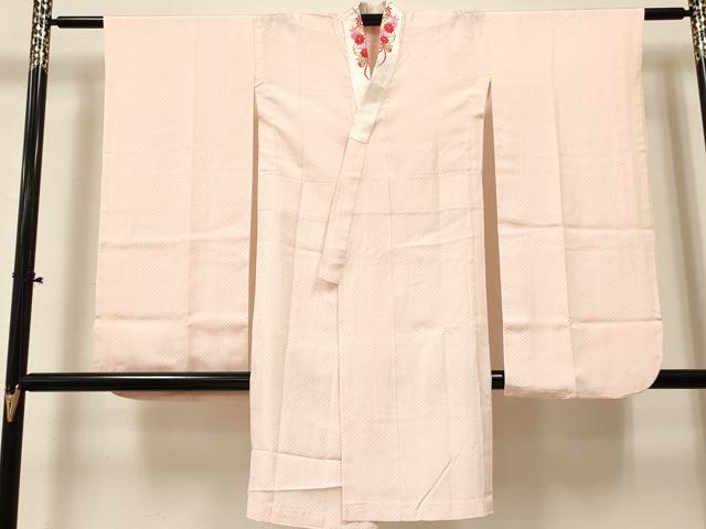 ■■■　サイズ　■■■ 【長襦袢】 身丈 102.5cm（肩から） 裄丈 58cm（肩上げ　0cm） 袖丈 81cm　縫込み 1.5cm 袖幅 32cm 前幅 19.5cm 後幅 24.5cm 着物縫いこみ 内揚げ 7.5cm （腰上げ　0...
