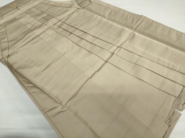 ■■■　サイズ　■■■ 紐下丈　約82cm ■■■　商品詳細　■■■ 【正絹】 状態は接写画像のように裏腰板に為書きがございますが その他特に目立ったシミ汚れなどもなく大変良い状態です。 大変上質な逸品になります。 お安く出品致しますので、...