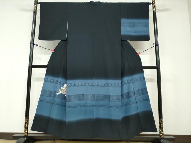 ■■■　サイズ　■■■ 身丈 152cm（肩から） 裄丈 64.5cm 袖丈 49cm　縫込み 4cm 袖幅 33cm 前幅 24.5cm 後幅 30.5cm 着物縫いこみ 内揚げ 6cm 裄 お袖側 約4cm　身頃側 約3cm ■■■　商...