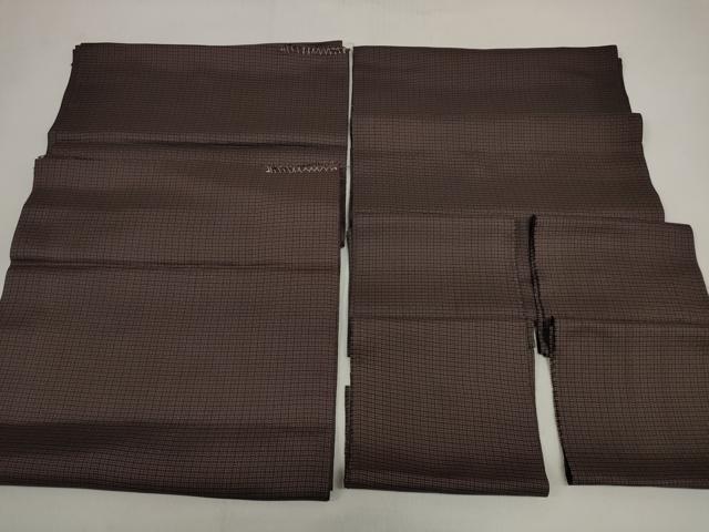 ■■■　サイズ　■■■ 長さ　　着尺分あり 幅　　　約36cm ■■■　商品詳細　■■■ 【正絹】 状態は接写画像のように表地所々・裏面所々に 穴開き・スレ・薄い線汚れがございます。 大変上質な逸品になります。 お安く出品致しますので、是非...