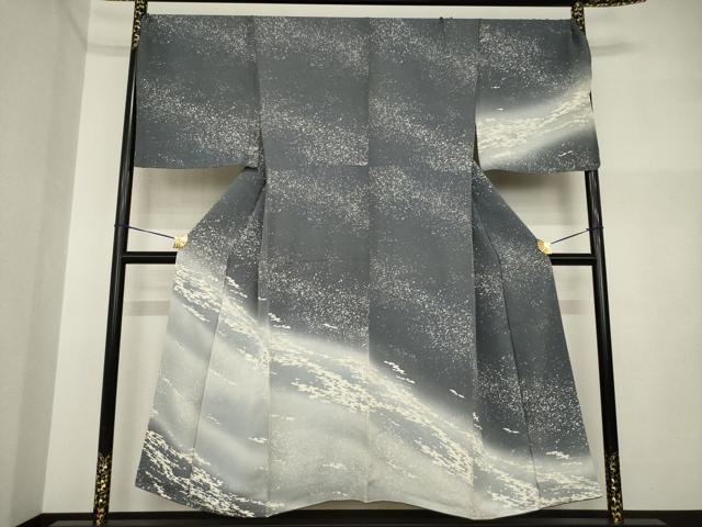 ■■■　サイズ　■■■ 身丈 148cm（肩から） 裄丈 74.5cm 袖丈 52cm　縫込み 4cm 袖幅 38cm 前幅 23cm 後幅 30cm 着物縫いこみ 内揚げ 12.5cm 裄 お袖側 約1cm　身頃側 約0cm ■■■　商品...