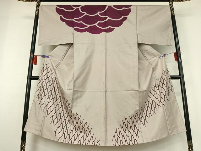 ■■■　サイズ　■■■ 身丈 138cm（肩から） 裄丈 68cm 袖丈 46cm　縫込み 4cm 袖幅 34cm 前幅 24cm 後幅 31cm 着物縫いこみ 内揚げ 3cm 裄 お袖側 約1cm　身頃側 約1cm ■■■　商品詳細　■■...