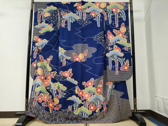 ■■■　サイズ　■■■ 身丈 167cm（肩から） 裄丈 67.5cm 袖丈 111.5cm　縫込み 4cm 袖幅 34cm 前幅 25cm 後幅 31cm 着物縫いこみ 内揚げ 0cm 裄 お袖側 約1cm　身頃側 約2cm ■■■　商品...