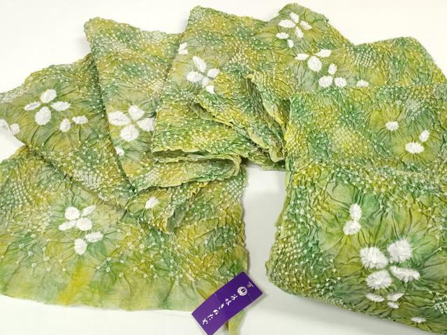 ■■■　サイズ　■■■ 長さ　着尺分あり　 幅　　約25cm ■■■　商品詳細　■■■ 【綿・未使用】 状態は特に目立ったシミ汚れなどもなく大変良い状態です。 絞りのお着物の中でも最高級として知られる名門【藤娘きぬたや】。 創業者から受け継...