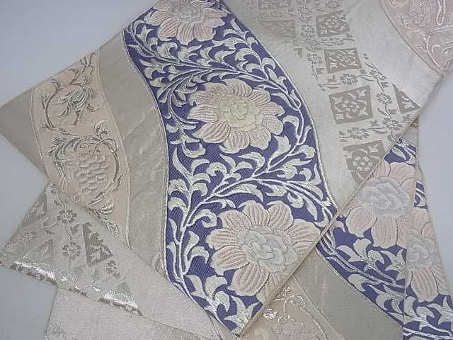 ■■■　サイズ　■■■ 長さ 428cm 幅 30cm程 ■■■　商品詳細　■■■ 【正絹】 状態は接写画像のように 太鼓下部、柄止まり、裏地に薄い汚れがございますが その他特に目立ったシミ汚れなどもなく大変良い状態です。 大変上質な逸品に...