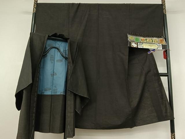 ■■■　サイズ　■■■ 【着物】 身丈 133cm（肩から） 裄丈 69cm 袖丈 49cm　縫込み 5cm 袖幅 36cm 前幅 27cm 後幅 33cm 着物縫いこみ 内揚げ 5.5cm 裄 お袖側 約1.5cm　身頃側 約1.5cm ...