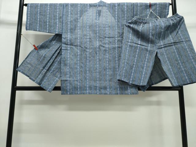 ■■■　サイズ　■■■ 【上衣】 身丈 85cm（肩から） 裄丈 67cm 袖丈 袖付け　31cm　袖口　28cm 袖幅 33cm 前幅(おくみ・上前) 42cm 後幅 36cm 【下衣】 総丈　約58cm 股下　約30cm ウエスト幅　約...