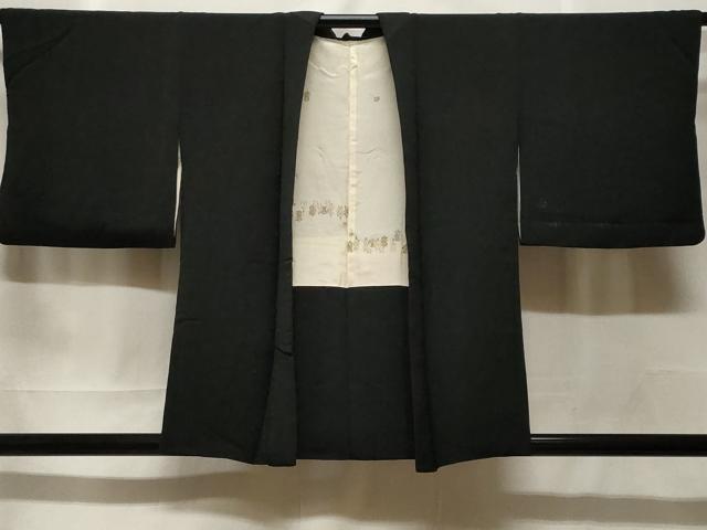 ■■■　サイズ　■■■ 身丈 79cm（肩から） 裄丈 65cm 袖丈 44cm　縫込み 3cm 袖幅 34cm 前幅 16cm 後幅 29cm 裄 お袖側 約2cm　身頃側 約4cm ■■■　商品詳細　■■■ 【正絹・一つ紋】 状態は接写...