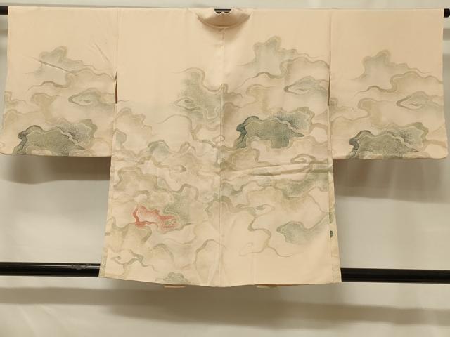 ■■■　サイズ　■■■ 身丈 79cm（肩から） 裄丈 65cm 袖丈 45cm　縫込み 4cm 袖幅 32.5cm 前幅 20cm 後幅 31cm 裄 お袖側 約1cm　身頃側 約0cm ■■■　商品詳細　■■■ 【正絹・未使用】 状態は...