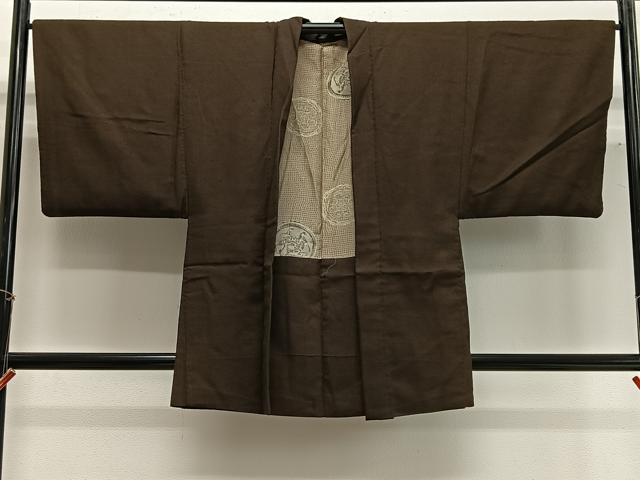 ■■■　サイズ　■■■ 身丈 88cm（肩から） 裄丈 66.5cm 袖丈 46cm　縫込み 5cm 袖幅 33cm 前幅 16cm 後幅 30cm 裄 お袖側 約1cm　身頃側 約0cm ■■■　商品詳細　■■■ 【正絹】 状態は接写画像...
