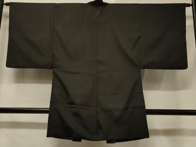 ■■■　サイズ　■■■ 身丈 93cm（肩から） 裄丈 63cm 袖丈 49cm　縫込み 2cm 袖幅 31.5cm 前幅 19cm 後幅 30cm 裄 お袖側 約1.5cm　身頃側 約1cm ■■■　商品詳細　■■■ 【正絹・一つ紋】 状...