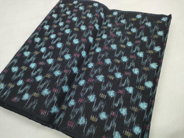■■■　サイズ　■■■ 長さ　　着尺分あり 幅　　　約35cm ■■■　商品詳細　■■■ 【綿・未使用】 状態は特に目立ったシミ汚れなどもなく大変良い状態です。 久留米絣(くるめかすり)は、日本三大絣の一つで 昭和51年には経済産業大臣指定...