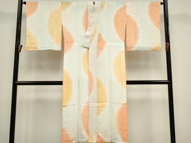 ■■■　サイズ　■■■ 身丈 132cm（肩から） 裄丈 67cm 袖丈 48.5cm　縫込み 4cm 袖幅 33cm 前幅 28cm 後幅 30cm 着物縫いこみ 内揚げ 4cm 裄 お袖側 約1cm　身頃側 約0cm ■■■　商品詳細　...