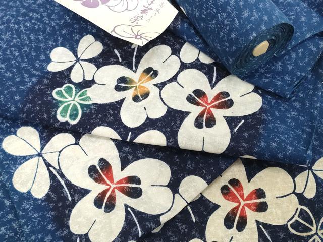 ■■■　サイズ　■■■ 長さ　　着尺分あり 幅　　　約35cm ■■■　商品詳細　■■■ 【綿・未使用】 状態は接写画像のように表地所々に薄い汚れがございます。 大変上質な逸品になります。 お安く出品致しますので、是非この機会にいかがでしょ...