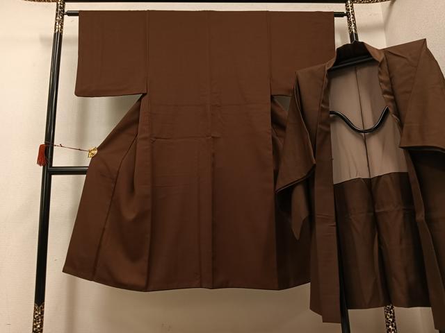 ■■■　サイズ　■■■ 【着物】 身丈 128.5cm（肩から） 裄丈 61cm 袖丈 44.5cm　縫込み 2cm 袖幅 32.5cm 前幅 21.5cm 後幅 28cm 着物縫いこみ 内揚げ 3cm 裄 お袖側 約4.5cm　身頃側 約...