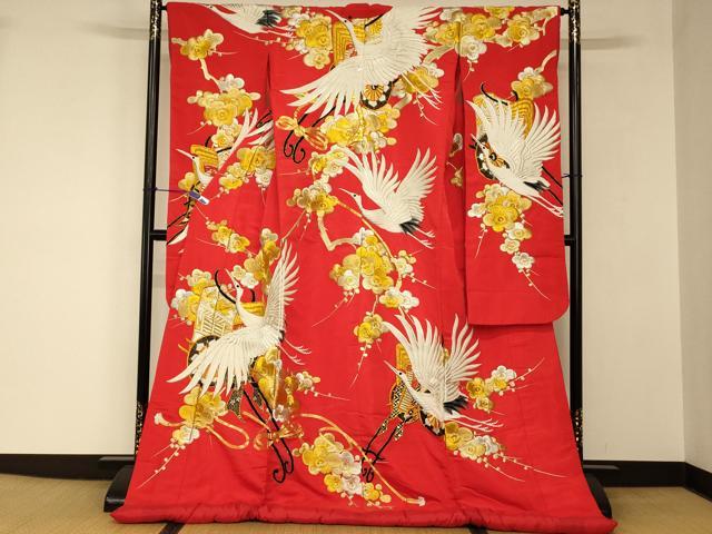■■■　サイズ　■■■ 身丈 182cm（肩から） 裄丈 65cm 袖丈 107cm　縫込み 4.5cm 袖幅 32cm 前幅 26cm 後幅 30.5cm 着物縫いこみ 内揚げ 0cm 裄 お袖側 約1cm　身頃側 約1cm ■■■　商品...