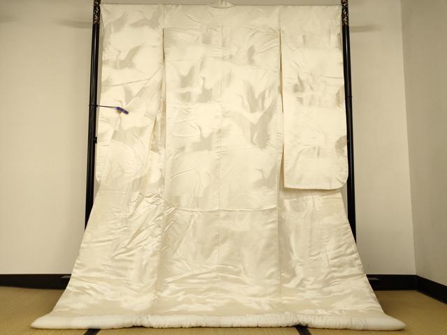■■■　サイズ　■■■ 身丈 193cm（肩から） 裄丈 67cm 袖丈 105cm　縫込み 9cm 袖幅 34cm 前幅 28cm 後幅 31cm 着物縫いこみ 内揚げ 0cm 裄 お袖側 約2cm　身頃側 約2cm ■■■　商品詳細　■...