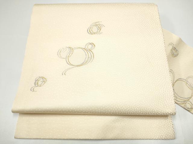 ■■■　サイズ　■■■ 長さ 356.5cm 幅 30cm程 ■■■　商品詳細　■■■ 【正絹】 状態は接写画像のように 胴回りに薄い汚れがございますが その他特に目立ったシミ汚れなどもなく大変良い状態です。 大変上質な逸品になります。 お...